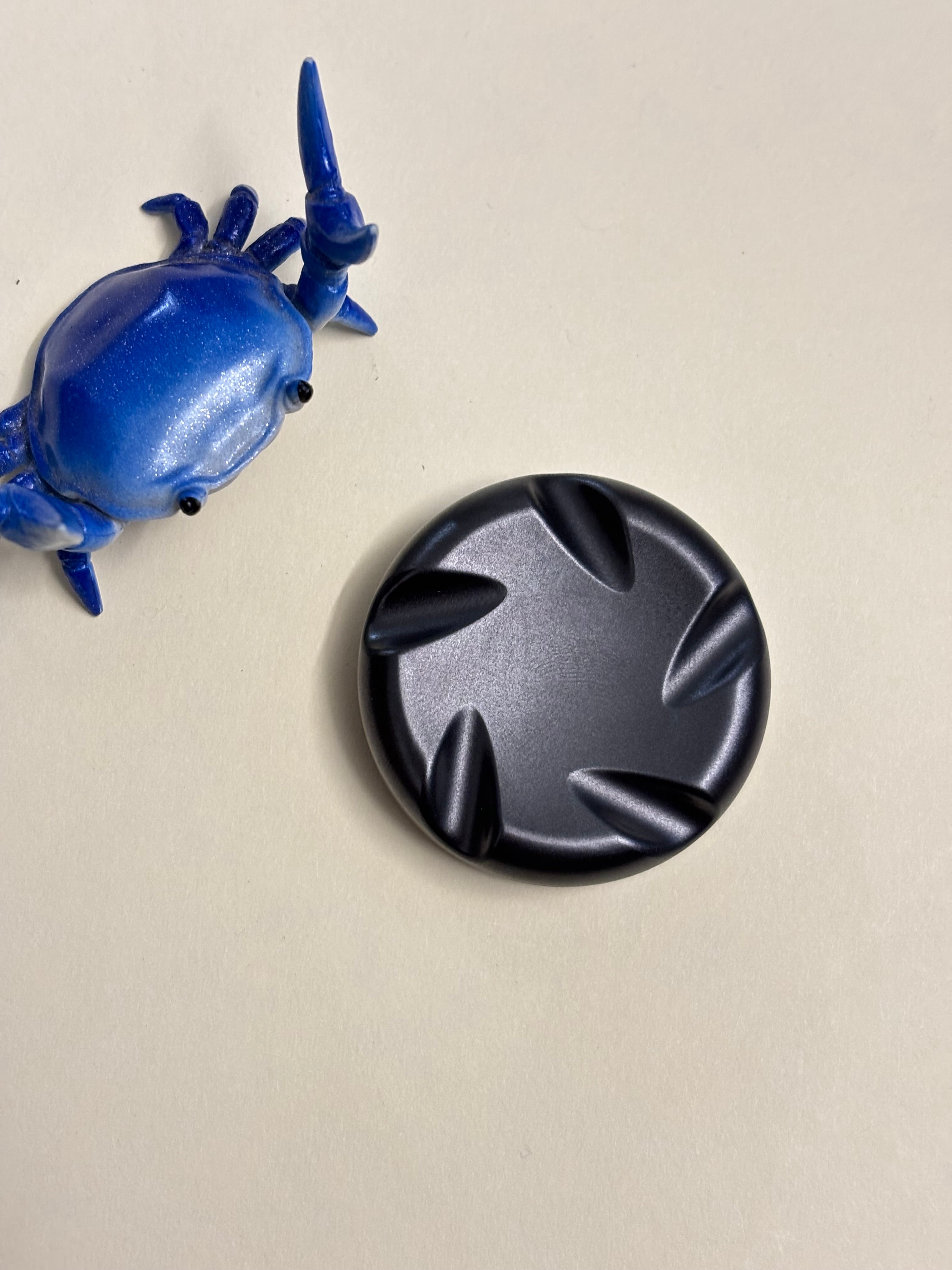Umburry and ATS collab - zirc - haptic coin - fidget toy – Plants Wake ...