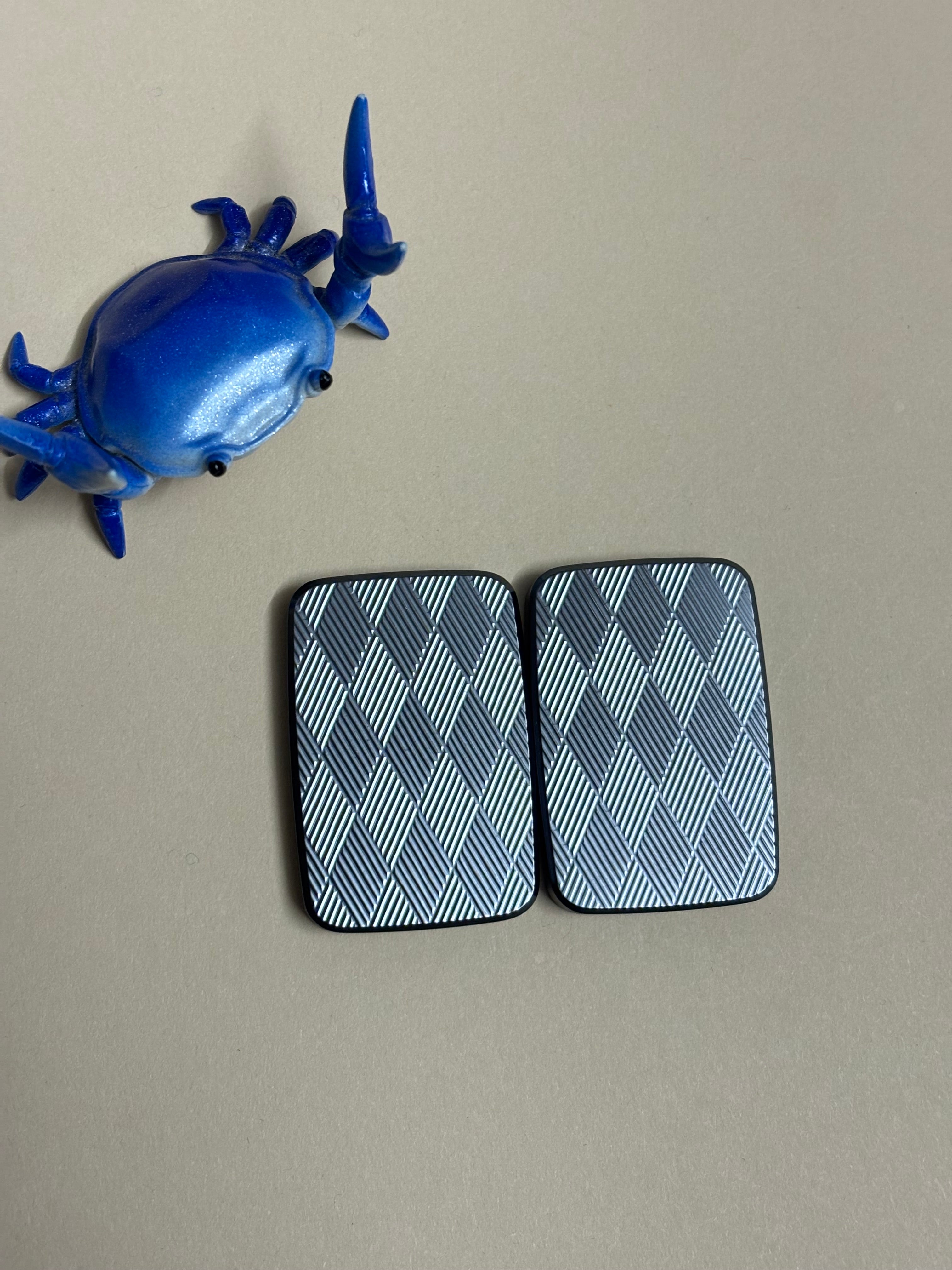 Compoform V3 Flip - titanium slider – Plants Wake You Up