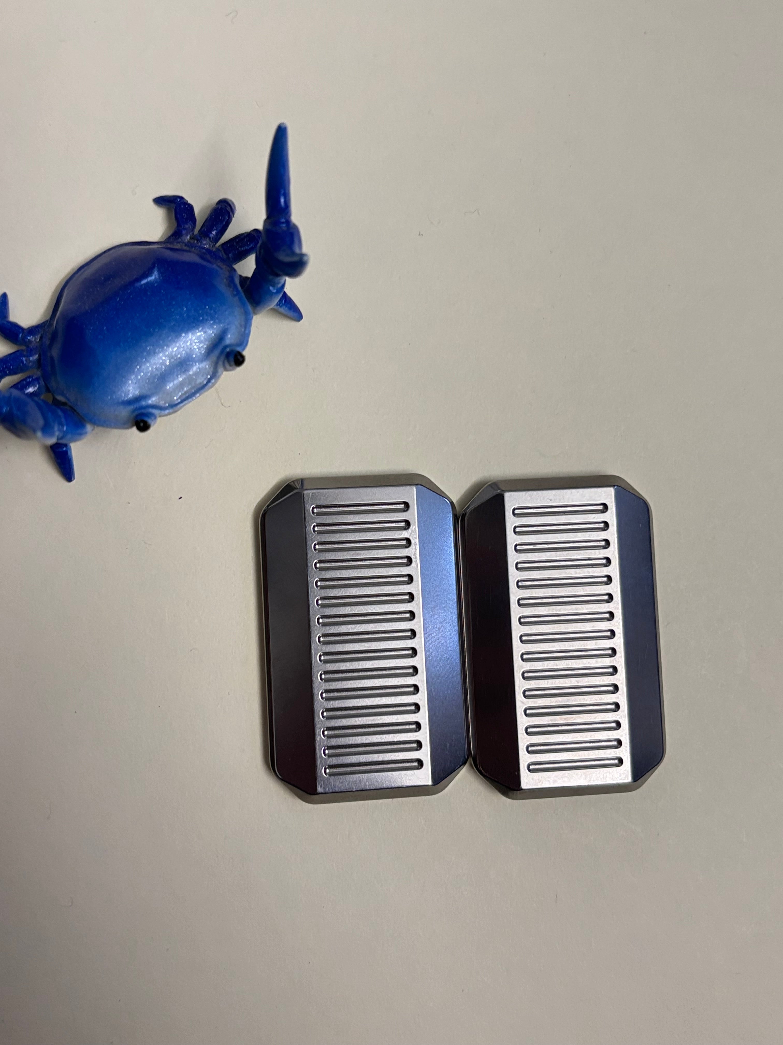 Magnus Titanium rail slider V2 - SS plates - fidget slider – Plants ...