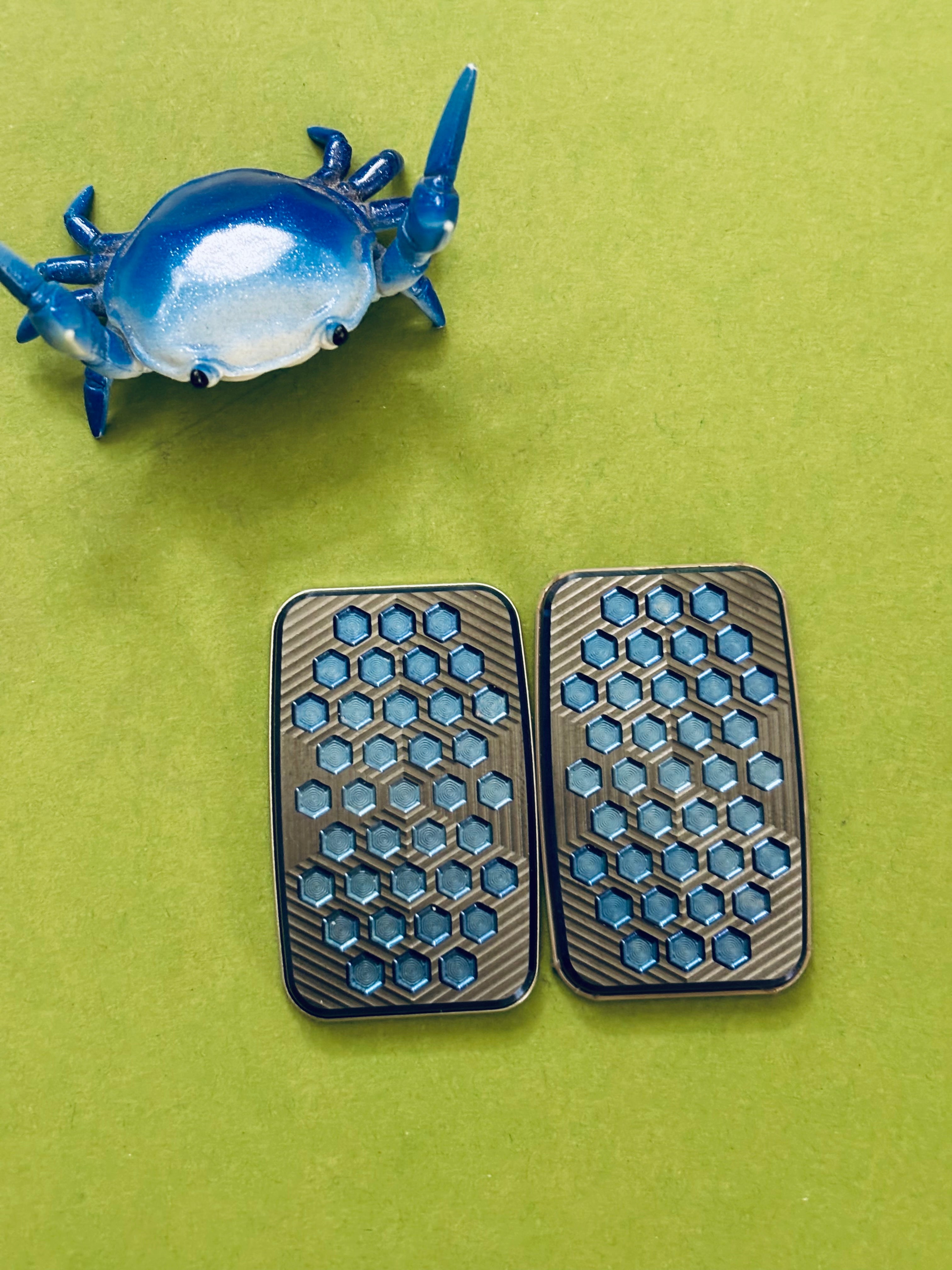 Magnus maglab plain jane Hex - zirc with SS plate - fidget toy – Plants ...