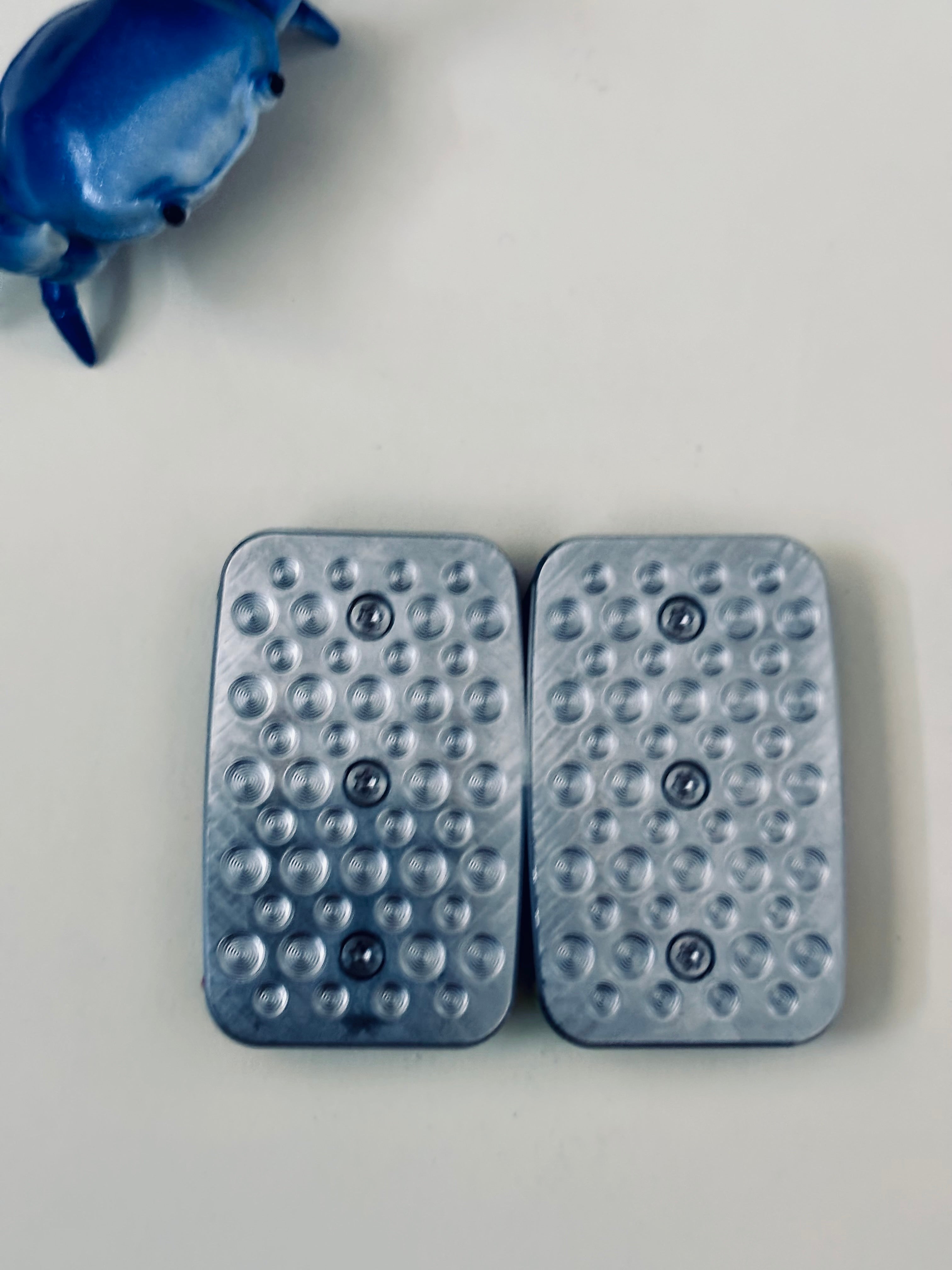 Magnus maglab resin - spider slider - with SS plate - fidget toy ...