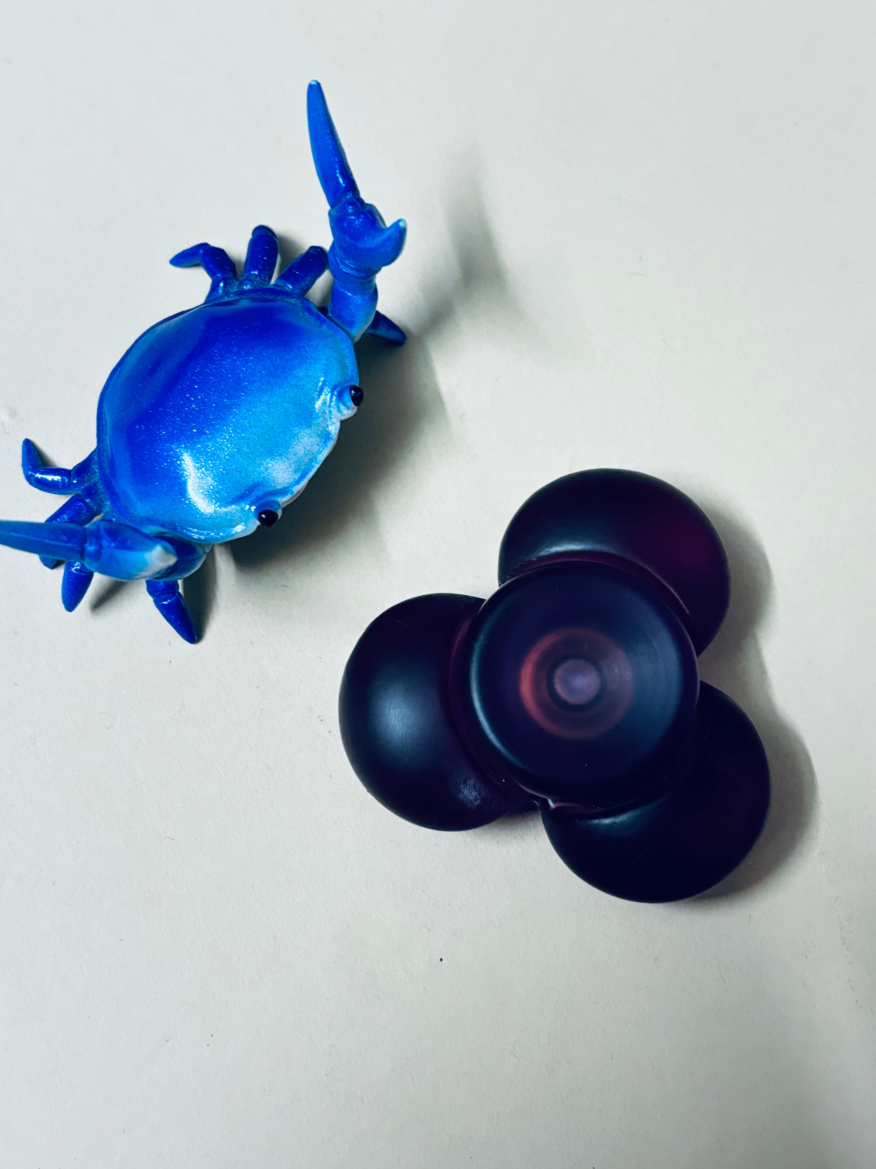 LIC tri mini mame - frosted purple resin - fidget spinner - fidget toy ...