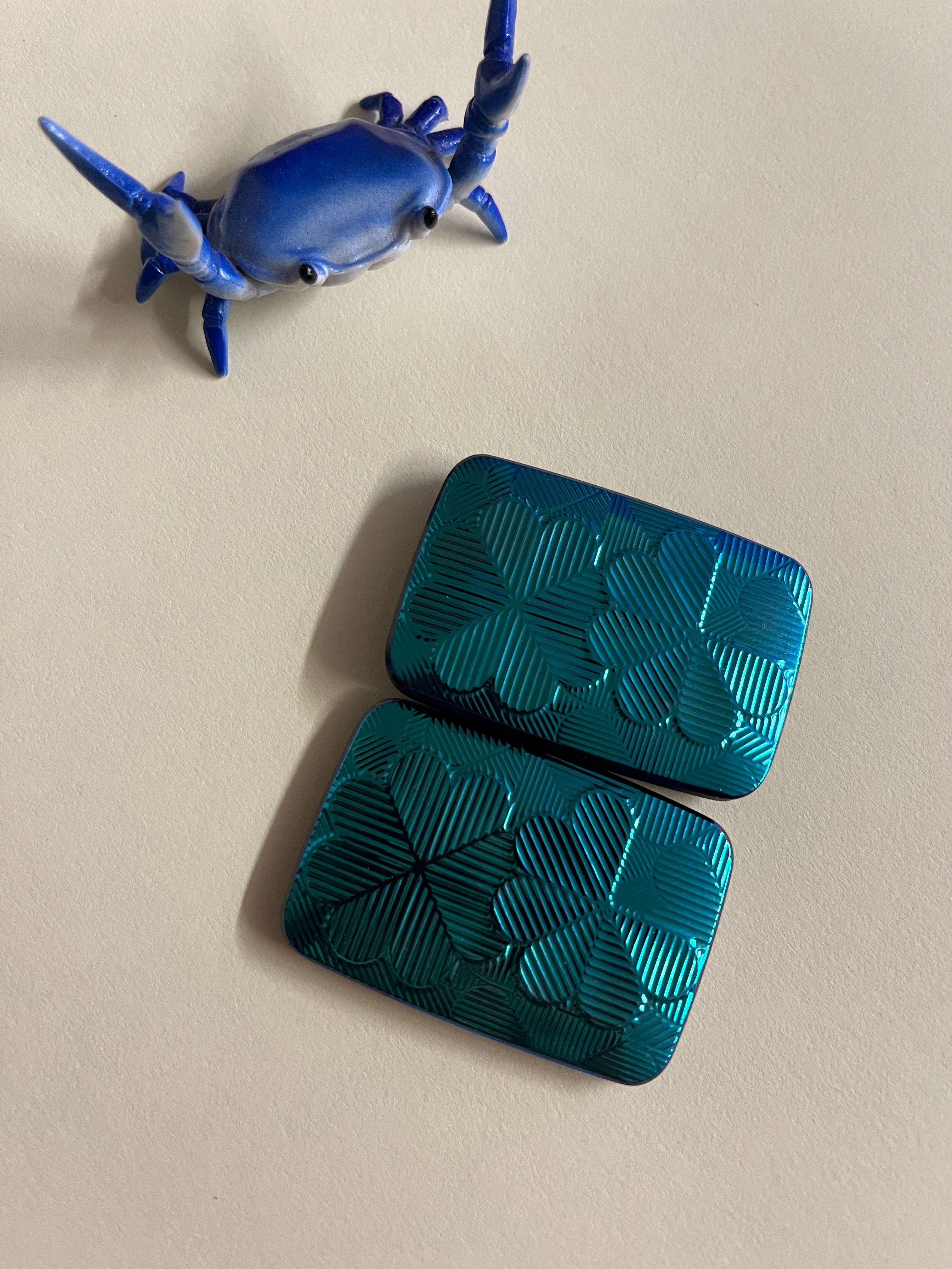 Compoform V1.1 clover design - laser etched titanium slider – Plants ...