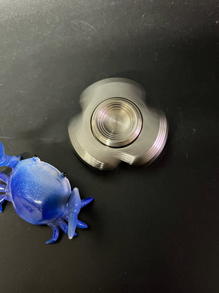 2R tri mini phantom - Ti - fidget spinner / fidget toy – Plants Wake You Up