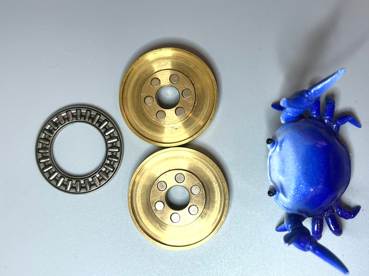 Umburry deathnut - brass - haptic coin – Plants Wake You Up