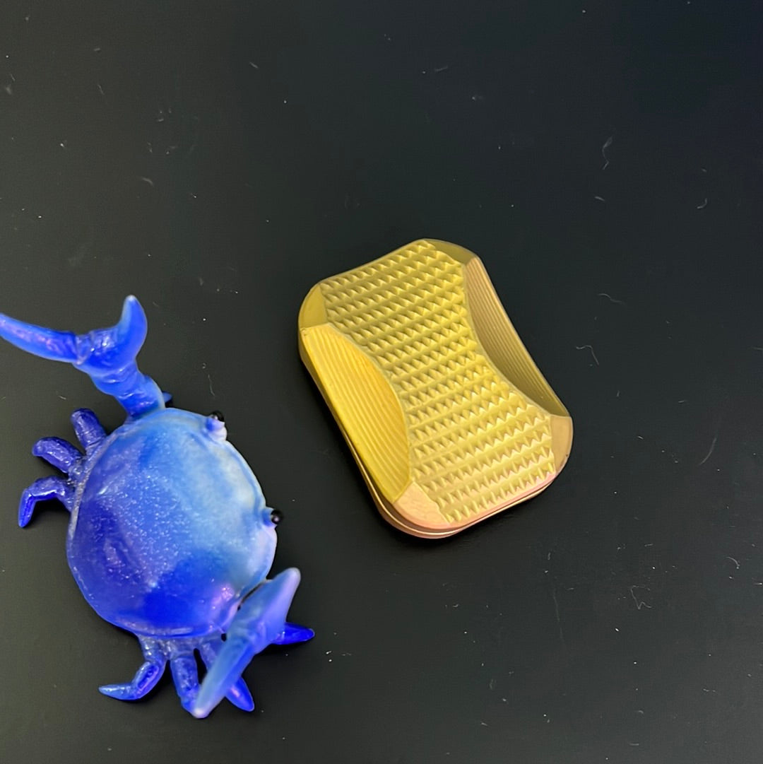 Magnus brass toad slider with brass epoxy plates – Plants Wake You Up